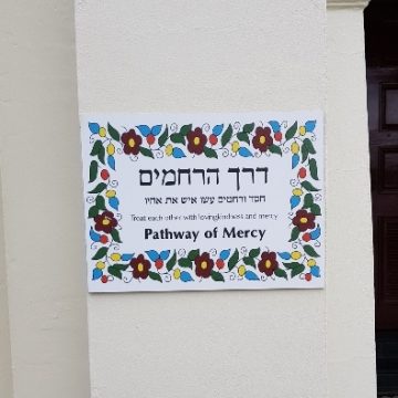 Multi Language Signs - Signs by Signpac